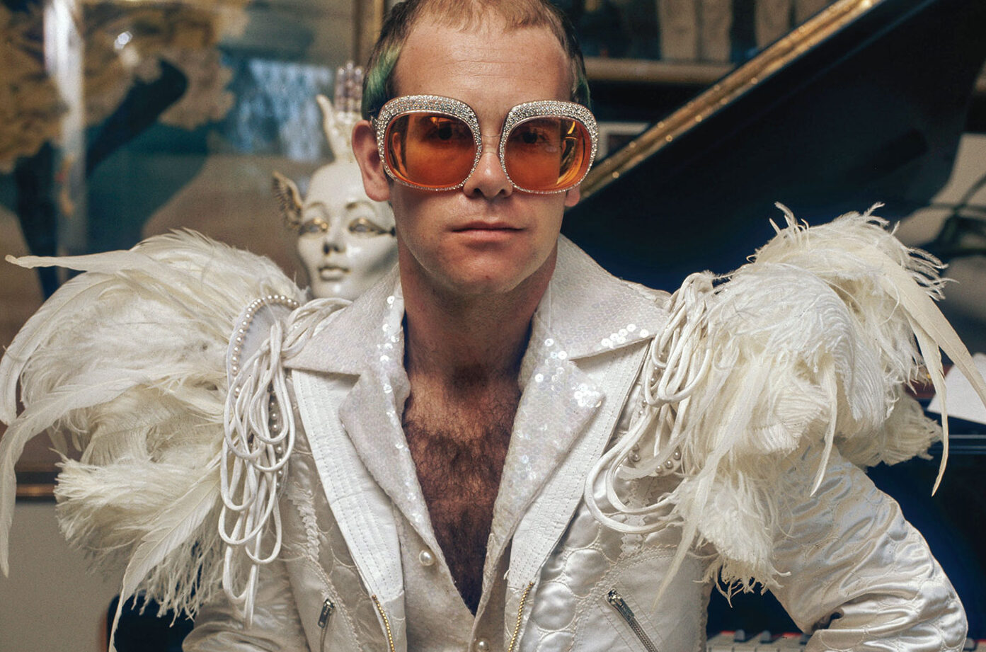 2023 Eyewear Trend Alert: The Latest Shapes for Glasses!