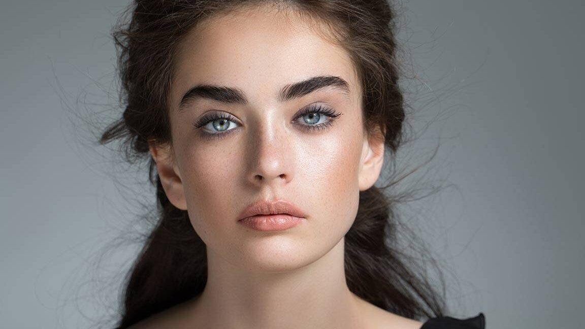 Discover the Perfect Face Shape: Tips & Tricks for a Flawless Look